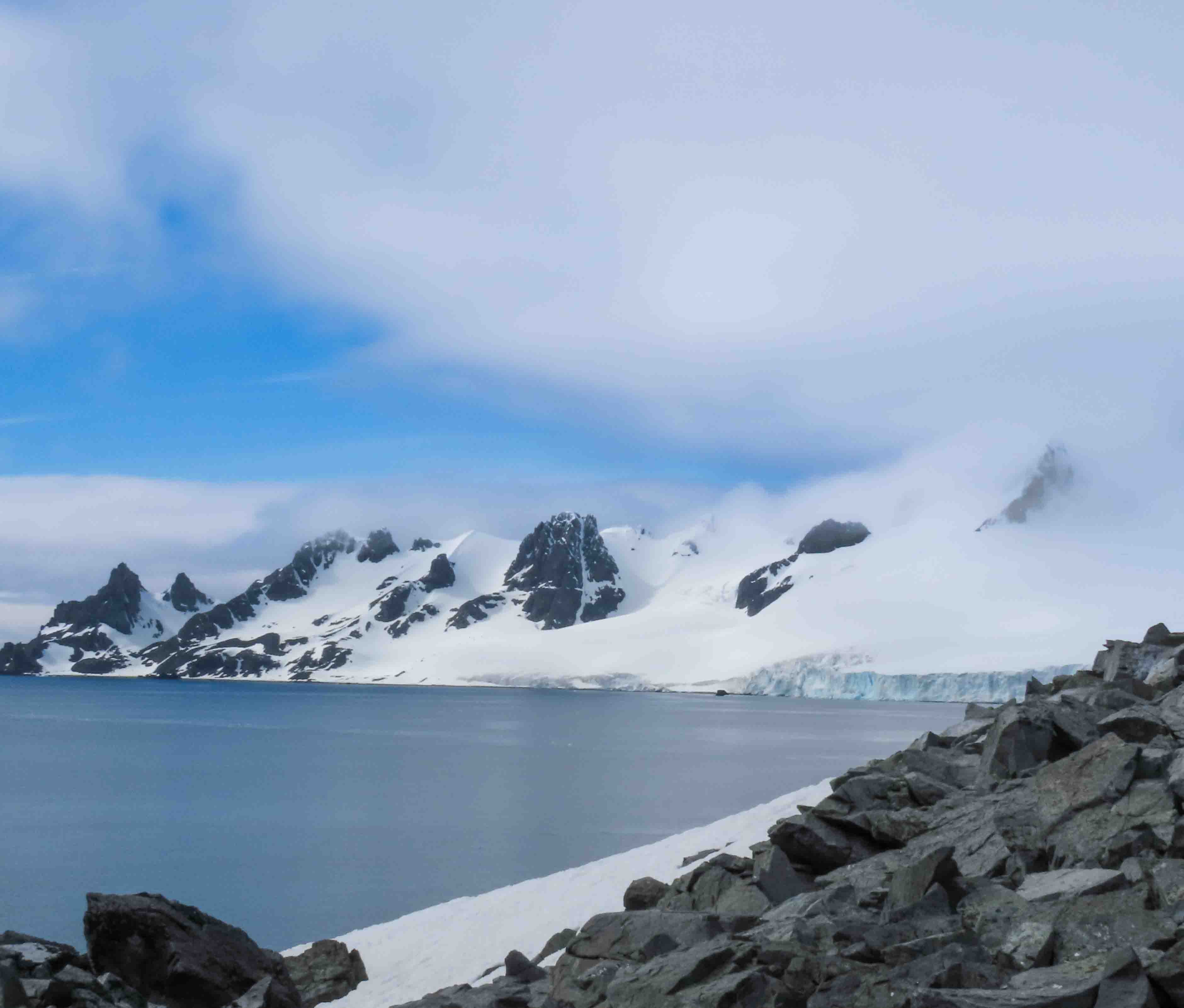 Last Landings, Baby Penguins, and a Surprise Drake Encore ...